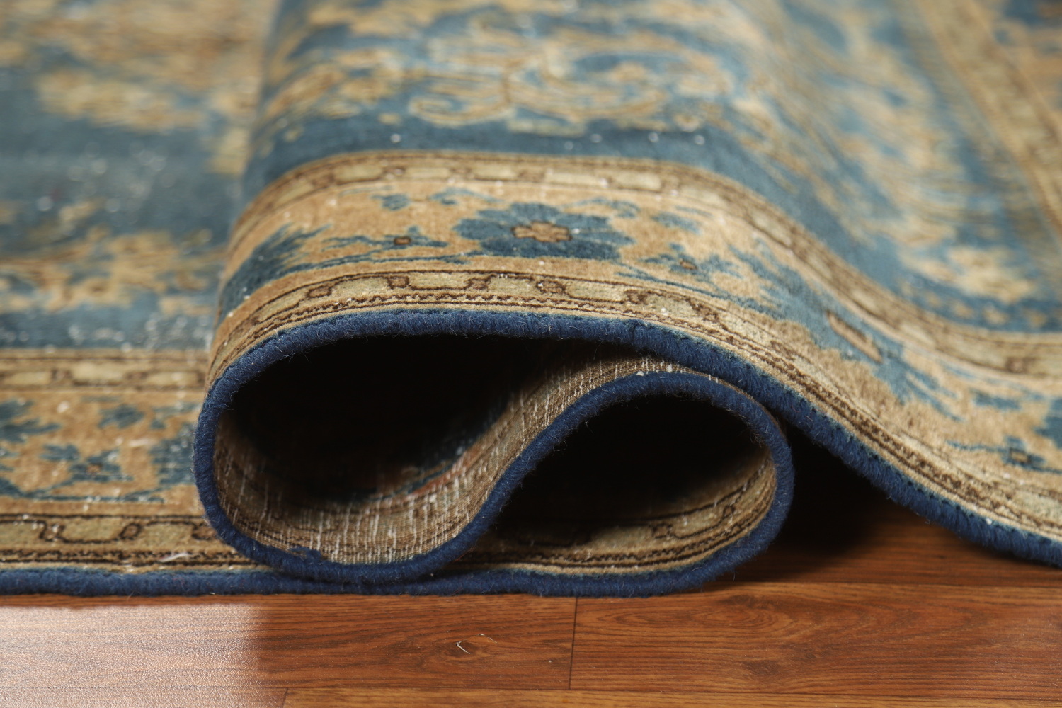 Blue Medallion Kerman Persian Rug 5x7