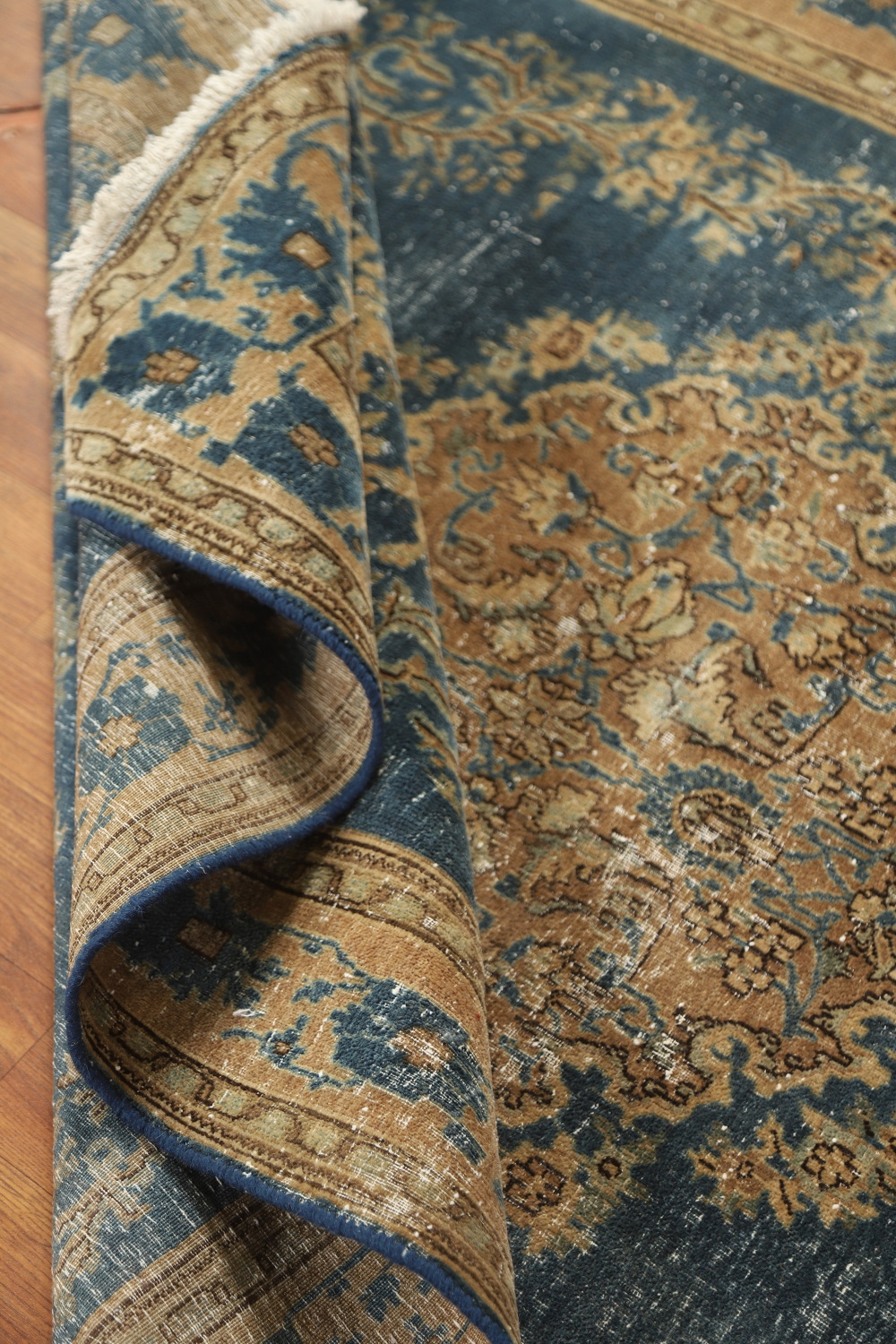 Blue Medallion Kerman Persian Rug 5x7