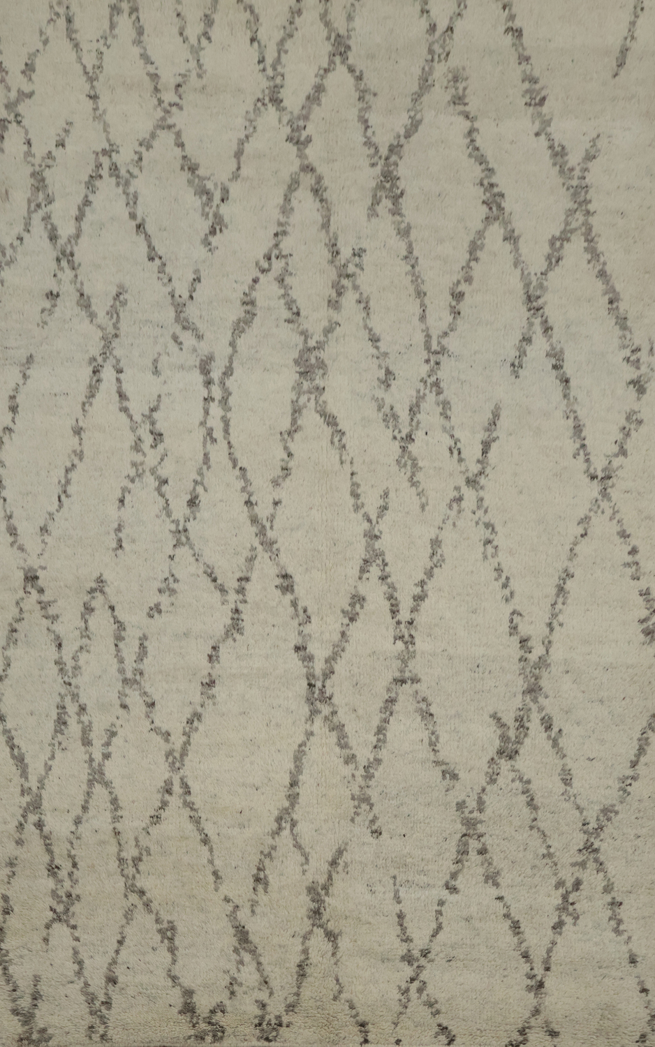 Elegant Diamond Pattern Rug for Modern Living Spaces 5x8