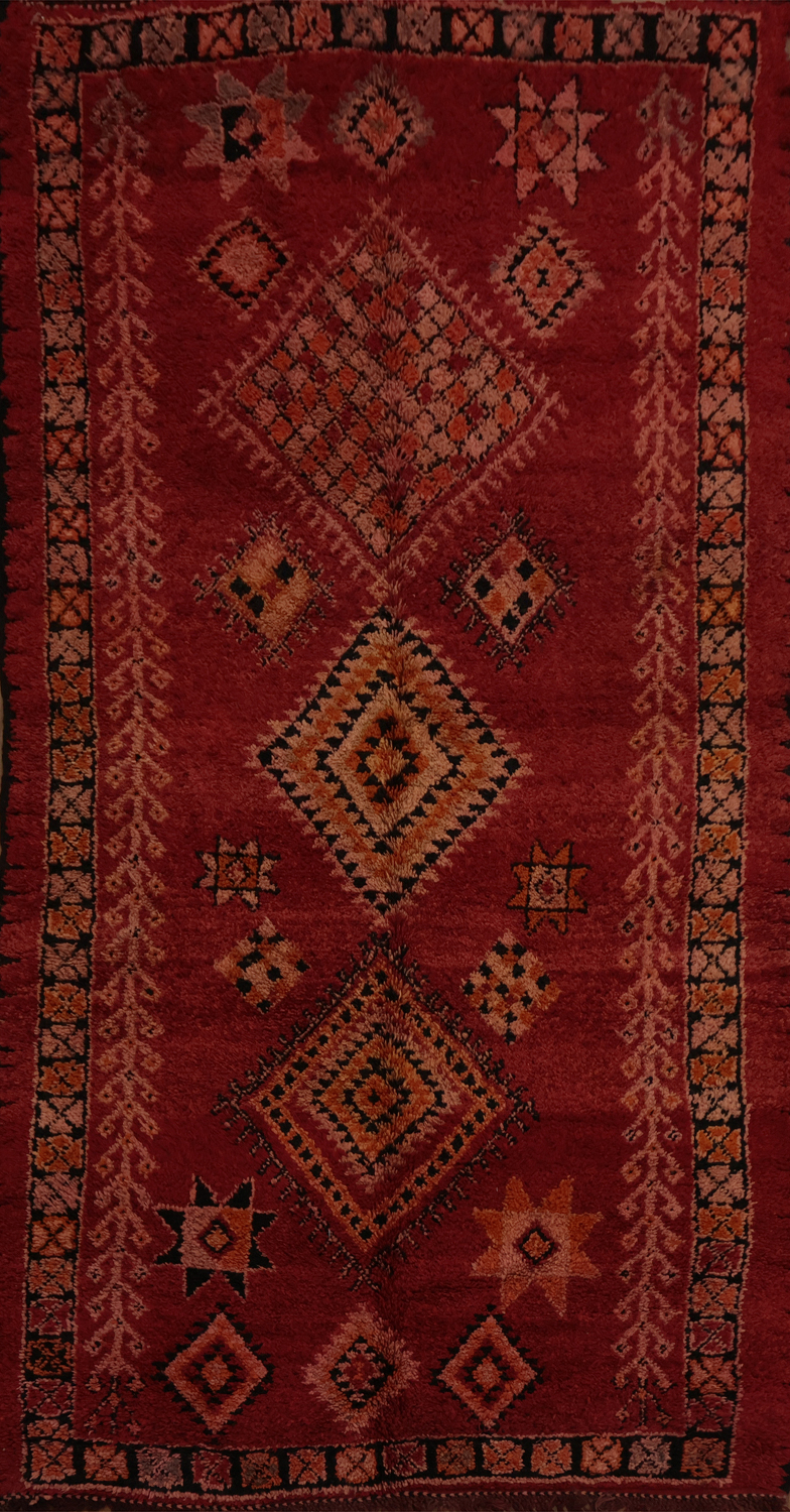 Elegant Moroccan Berber Area Rug 6x11 with Classic Geometric Shapes